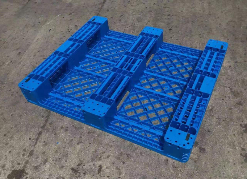 40 x 48 Recyclable Fire Retardant Racking Plastic Pallets for Storage ...